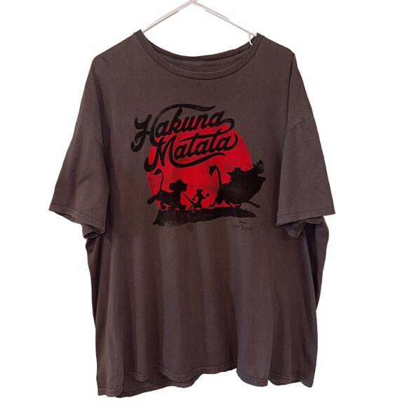 Disney | Shirts | Disney Hakuna Matata 2x T Shirt Red Sunset Cursive ...